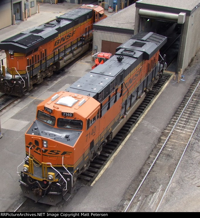 BNSF 7140